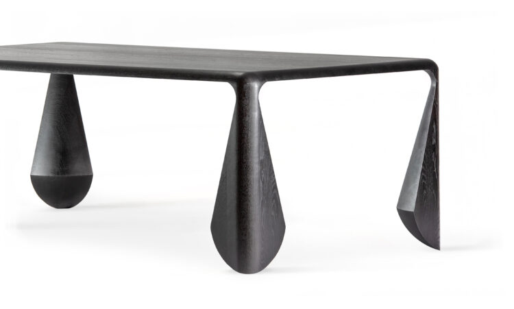 Mantis Dining Table – Mozea
